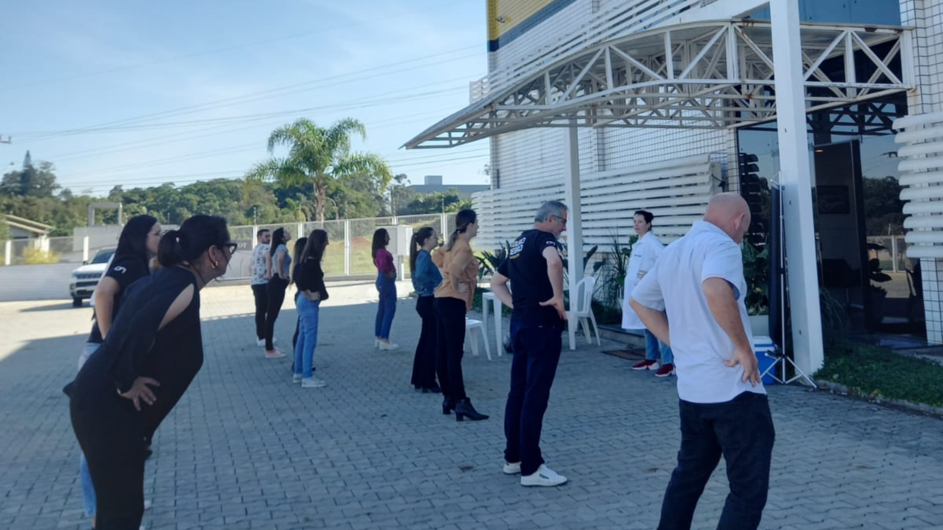 Maio amarelo: Ouro Negro promove palestra e ginástica laboral aos ...